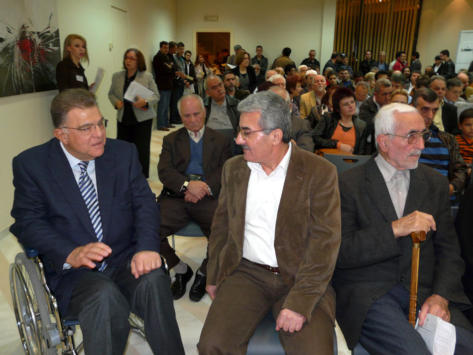 Ο ΠΡΟΔΡΟΜΟΣ ΕΜΦΙΕΤΖΟΓΛΟΥ ΒΙΑΖΕΤΑΙ ΝΑ ΓΙΝΕΙ ΔΗΜΟΤΗΣ ΚΟΜΟΤΗΝΗΣ ...